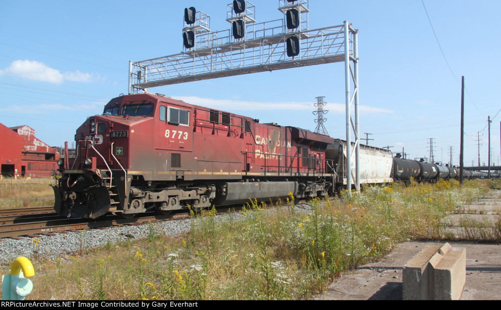 CP 8773 - Canadian Pacific